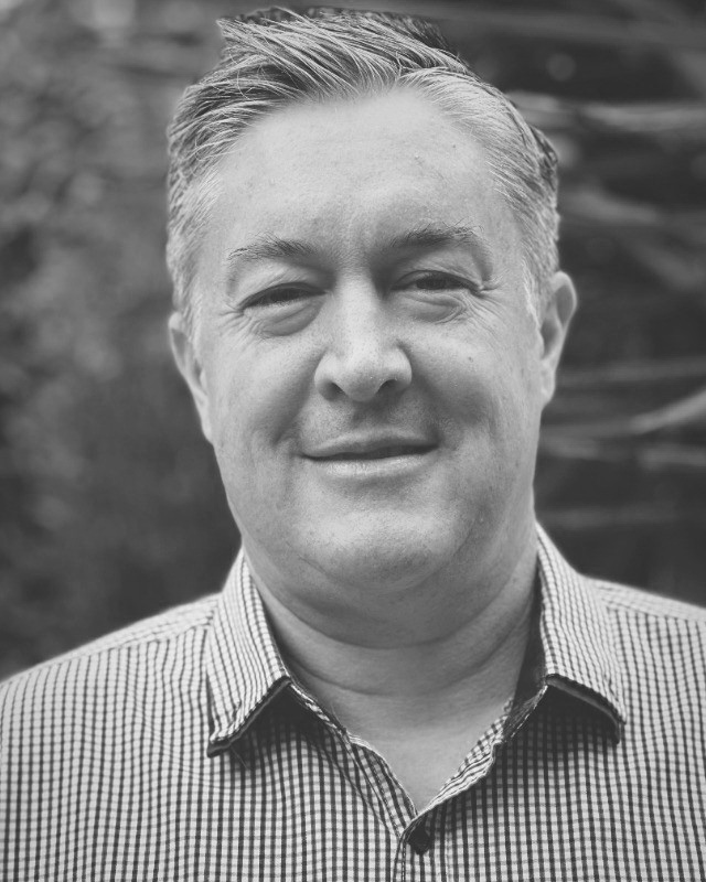 Our Heroes – Captivating International